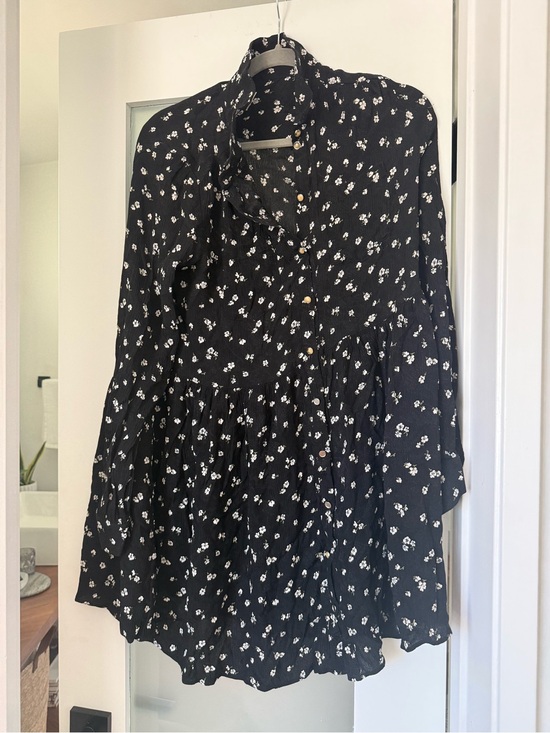Sezane | Dresses | Sezane Black Mini Dress With White Floral Print ...